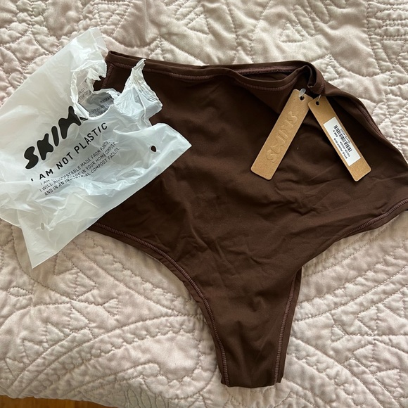 SKIMS | Intimates & Sleepwear | Nwt Skims High Waisted Thongs | Poshmark